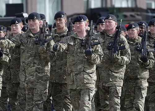 El ascenso de los oficiales del ejército británico dependerá de su ...